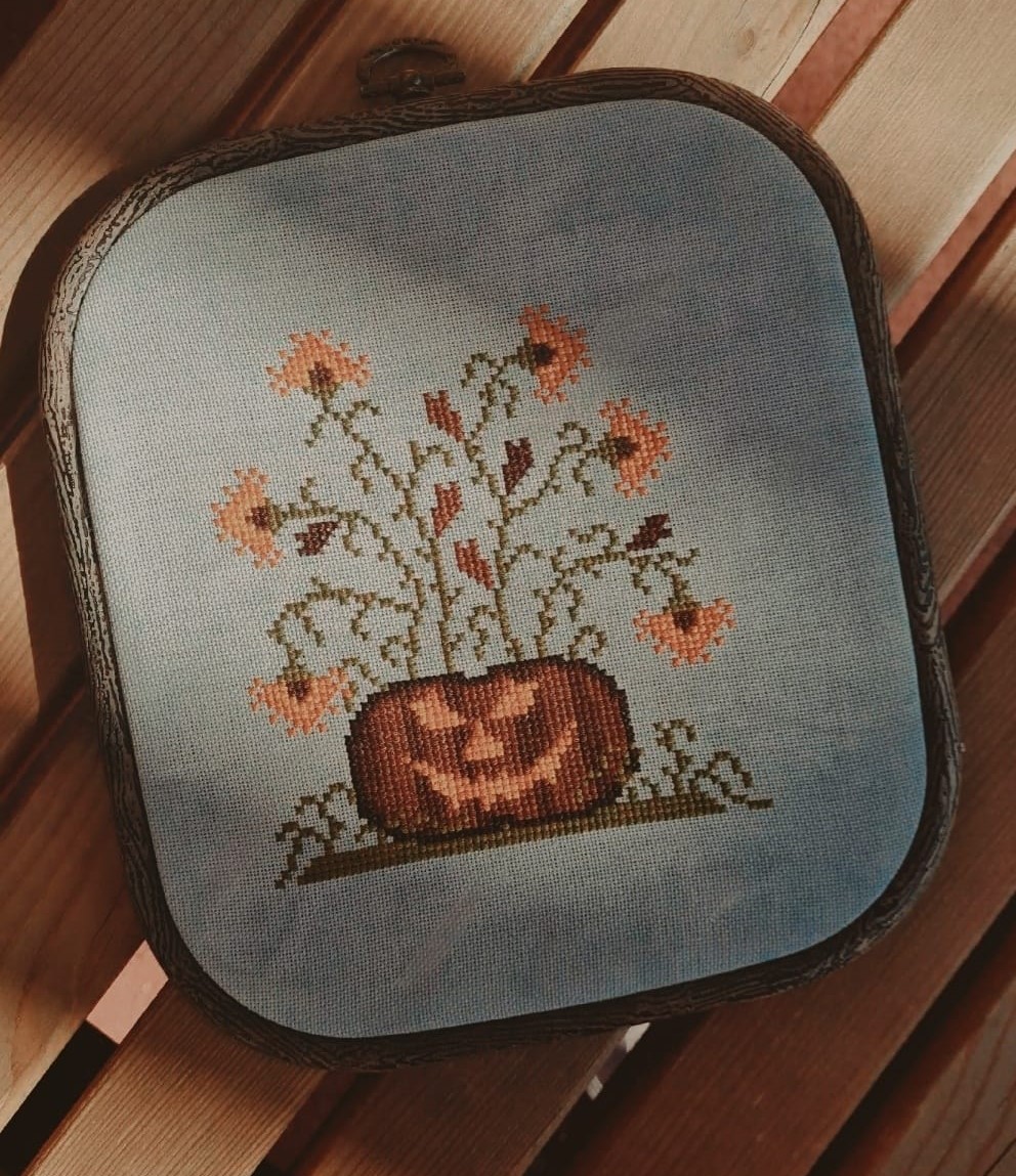 Cute Embroidery By Kate Spooky Pumpkin - Halloween Cross Stitch Pattern ...